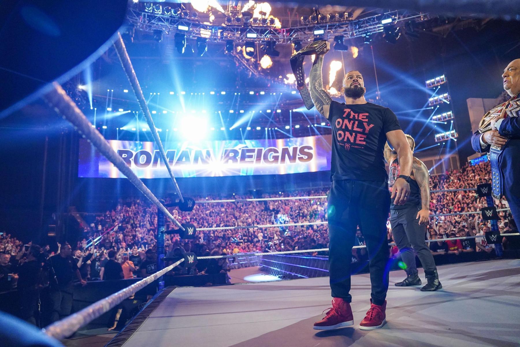 EXCLUSIVE PHOTOS OF ROMAN REIGNS, PAUL HEYMAN AND SOLO FROM WWE ...