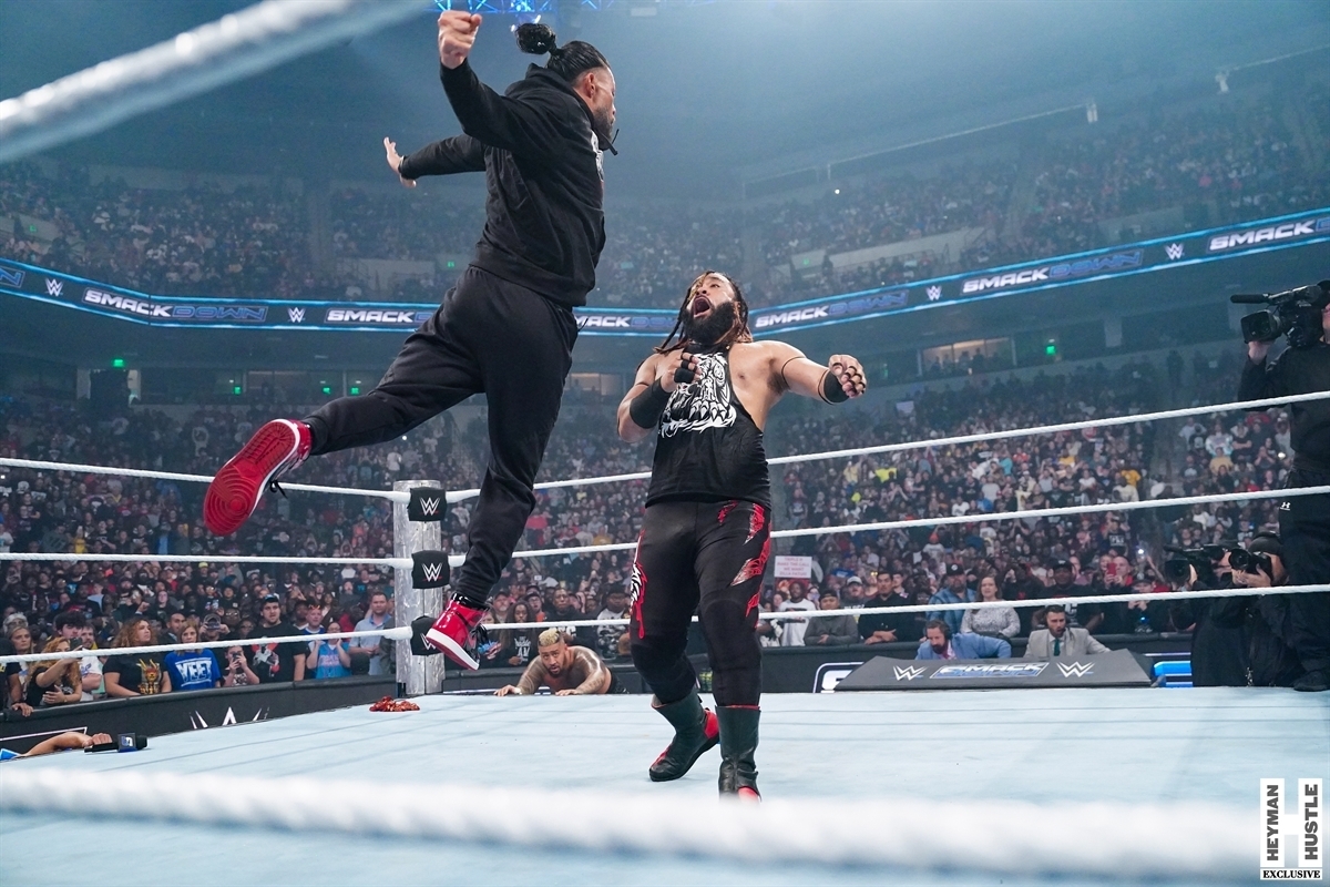 EXCLUSIVE PHOTOS OF ROMAN REIGNS & SOLO SIKOA’S FACE-TO-FACE ...
