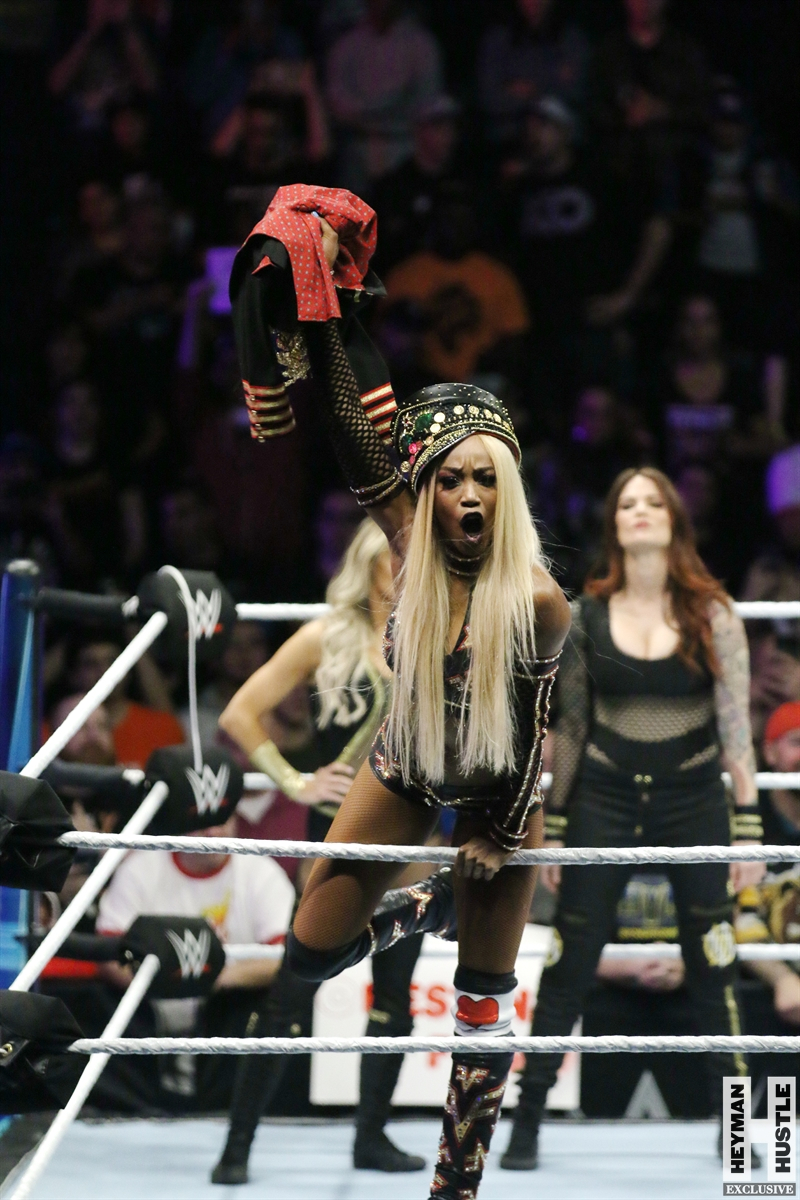 360 Coverage of WWE Evolution: Trish Stratus and Lita Defeat Mickie ...