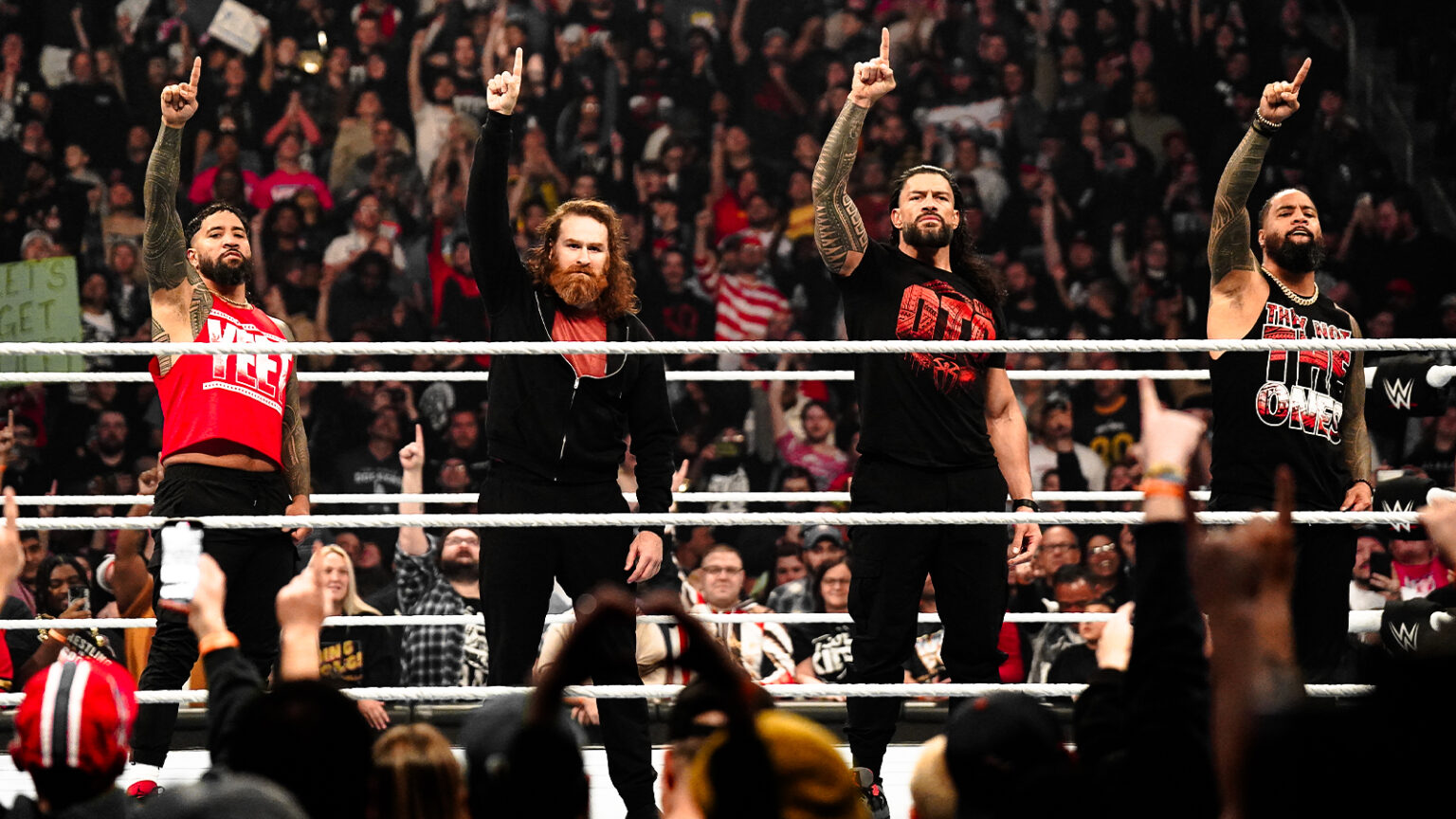 WWE – Heyman Hustle