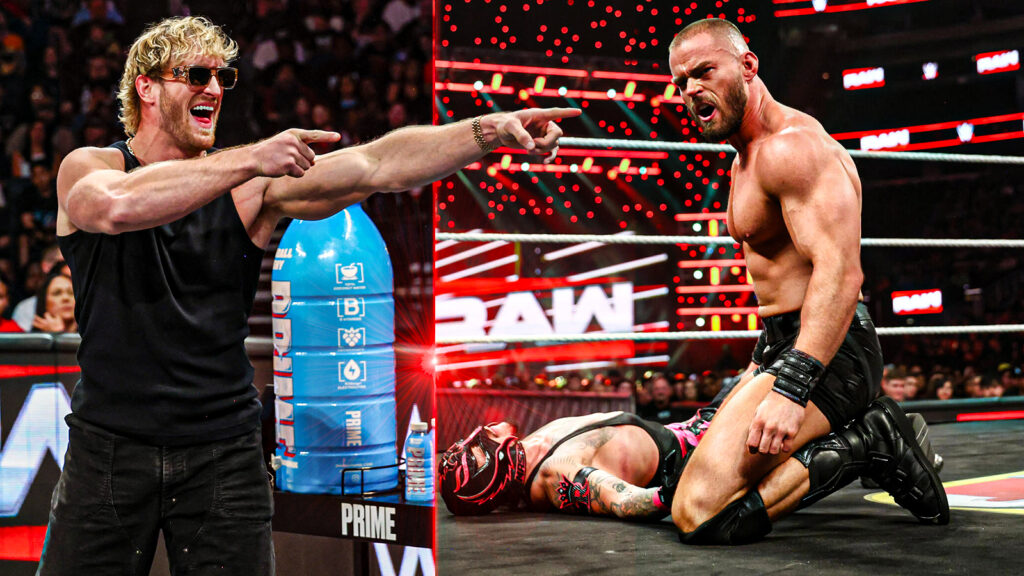 EXCLUSIVE PHOTOS: LOGAN PAUL AIDS AUSTIN THEORY IN CLASH AGAINST REY ...